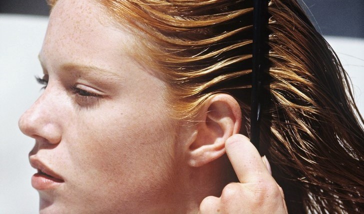 Cure de sébum : 1 mois sans me laver les cheveux ! Résultat...